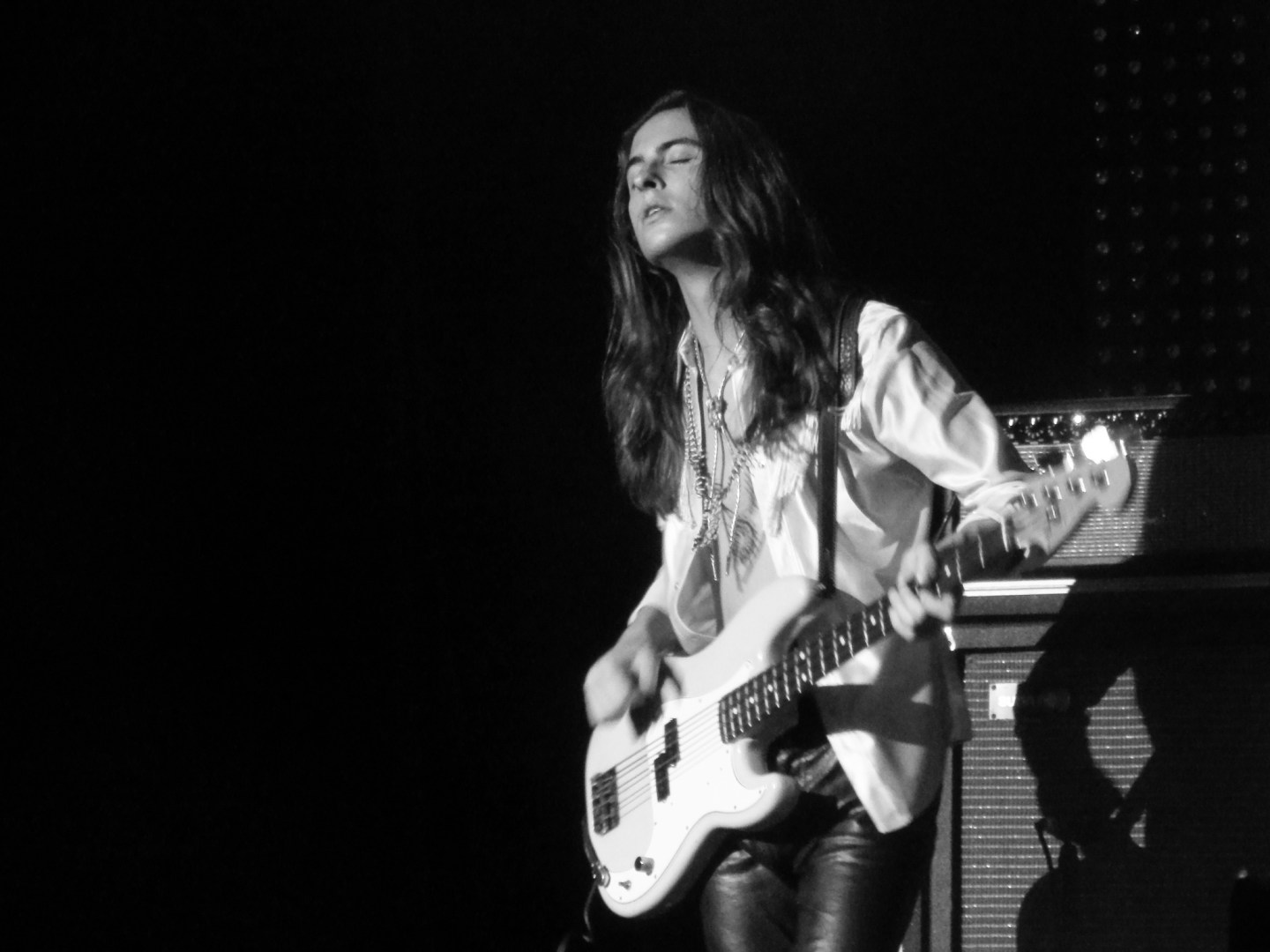 On the road with: Greta Van Fleet – US tour, CA – ABOVE THE NOISE